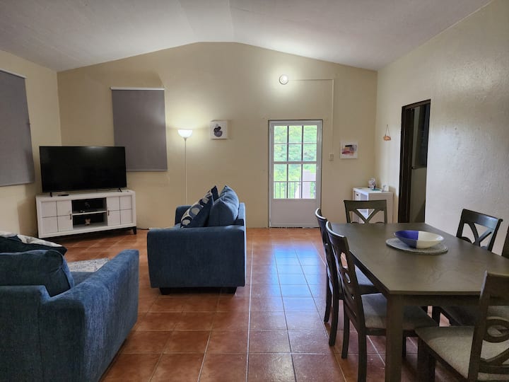 Isla Bonita/traveler’s Cozy House/central & Quiet - Vieques