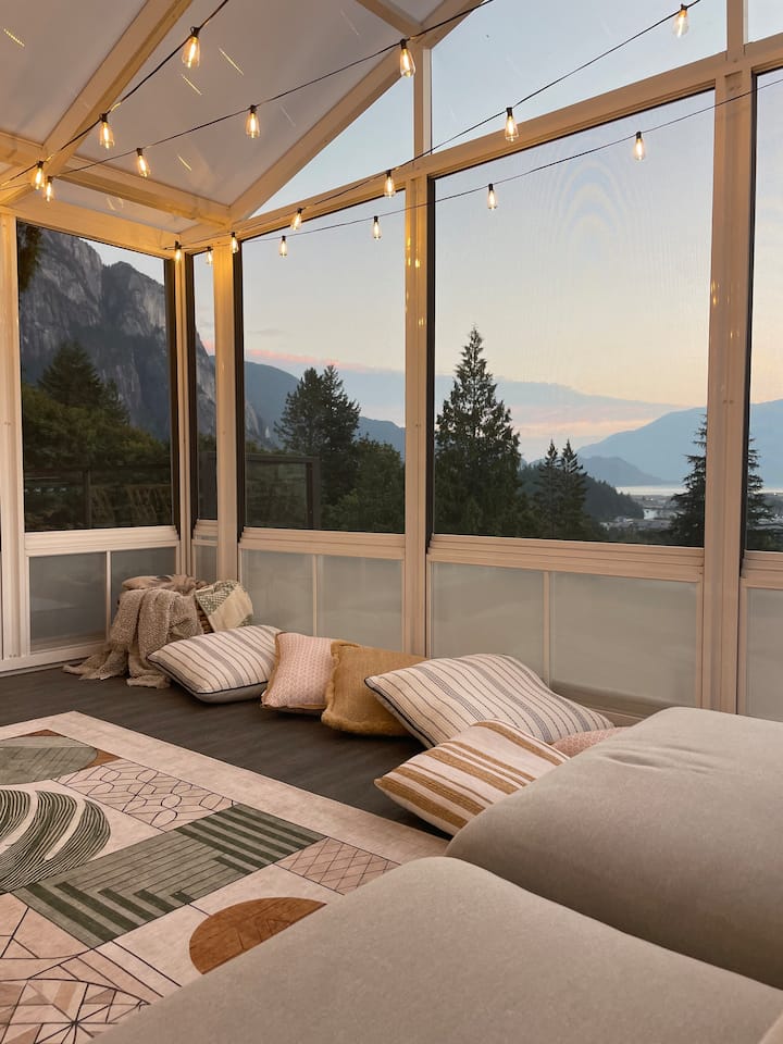 Ocean View House - Squamish