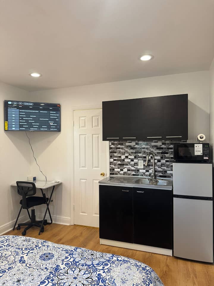 Private Suite In Homestead - Homestead, FL