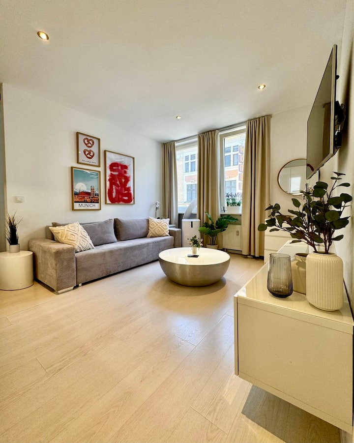 Central Apt. @ Station, Marienplatz & Oktoberfest - Munich