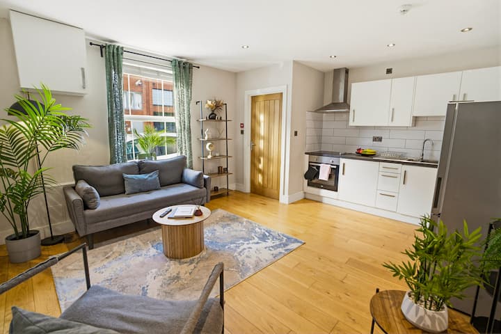 Stylish Apartment In Jq - Parking, Wi-fi & Netflix - Birmingham