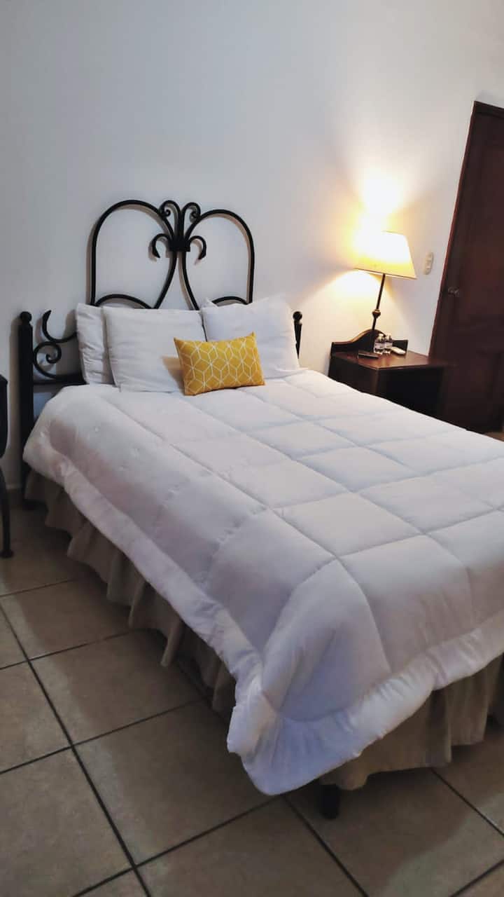 V. Font Confort Y Descanso Habitación #5 - Managua
