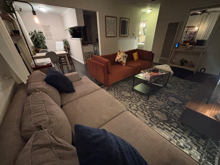 Silver Lake Monthly Entire Rental 2br W/ Patio - Los Angeles
