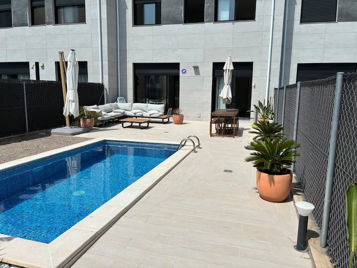 Casa Luminosa Y Tranquila Con Piscina Privada - Cunit