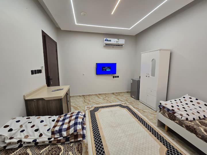 New Quit Studio
ستوديو جديد هادئ - Riyadh