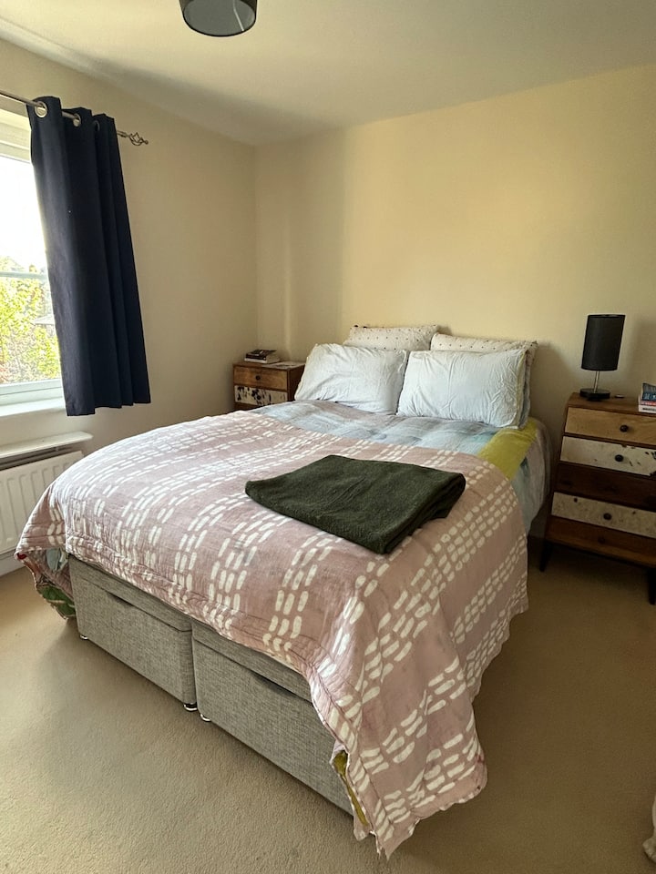 Roomy House Near The Station - Newbury