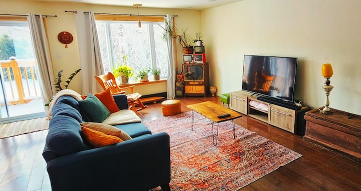 Lakefront Chalet • 3-br Near Montréal - Hawkesbury