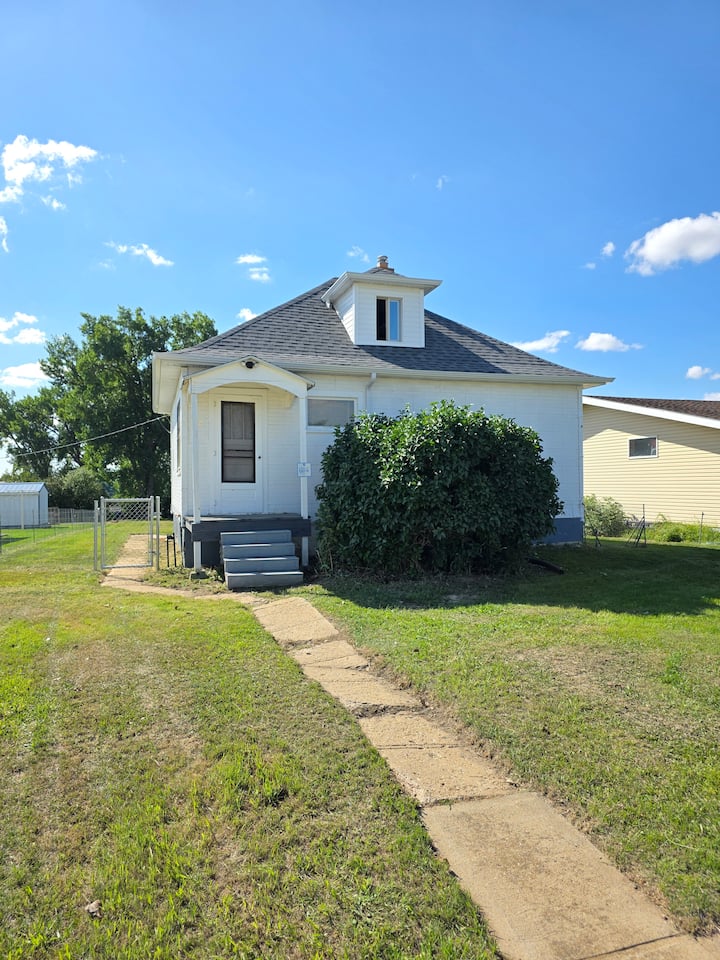 Pheasant Bunk House - North Dakota