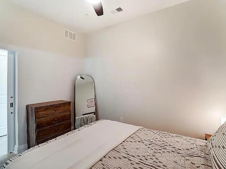 Cozy Luxury Stay - Dublin, OH