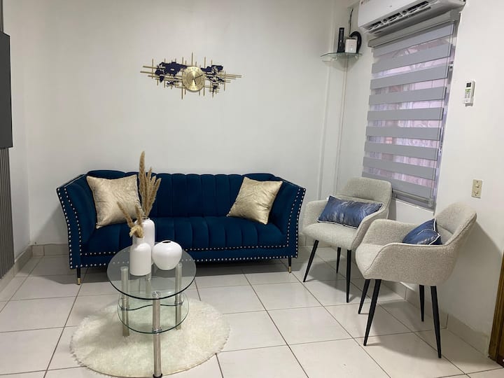 Golden Stay - Villanueva