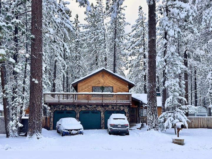 Cozy Cedar Cabin - South Lake Tahoe, CA