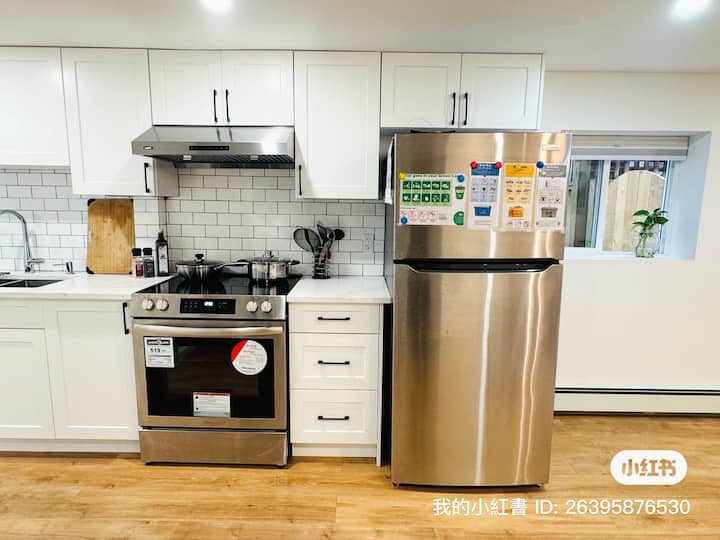 Cozy 2b Suite In Central Vancouver - Vancouver