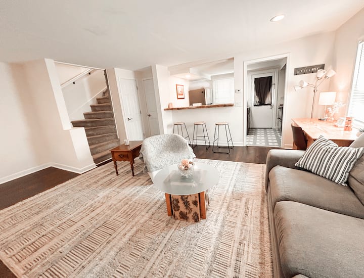 Cozy And Private 2 Bedroom House - Bloomsbury, NJ