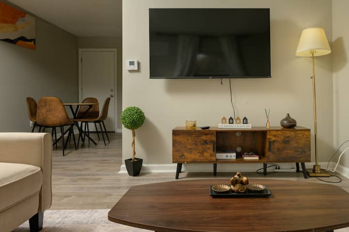 Comfortable & Calm Stay In Columbus - Canal Winchester, OH