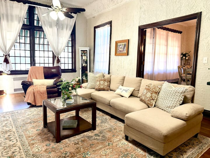 Historic Belhaven Beauty - Jackson, MS