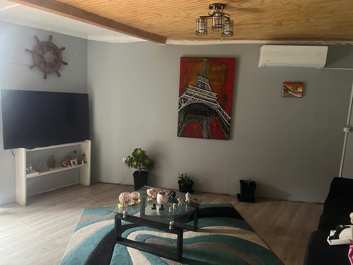 Casa Con Vista A La Bahia De Val - Valparaíso