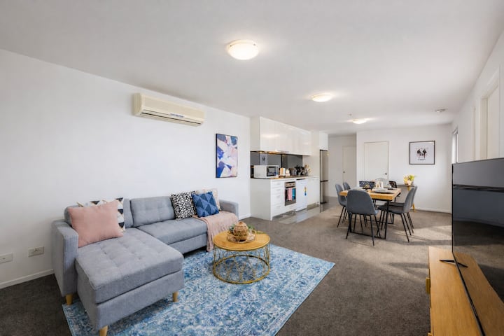 Three Bedroom Southbank Apt W/ Pool, Gym, Parking - Melbourne