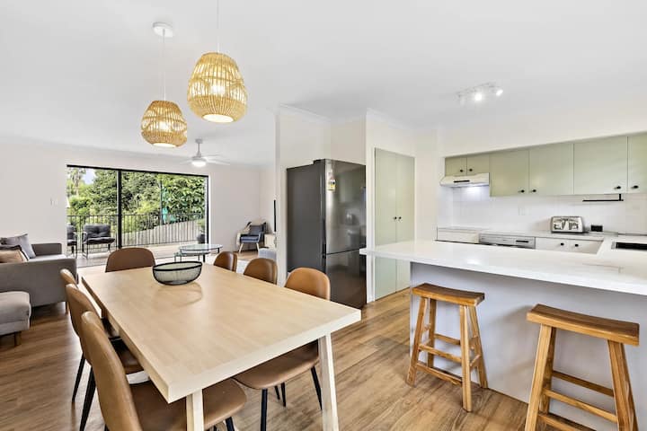 Nobby's Escape Minutes From Famous Beaches - Port Macquarie