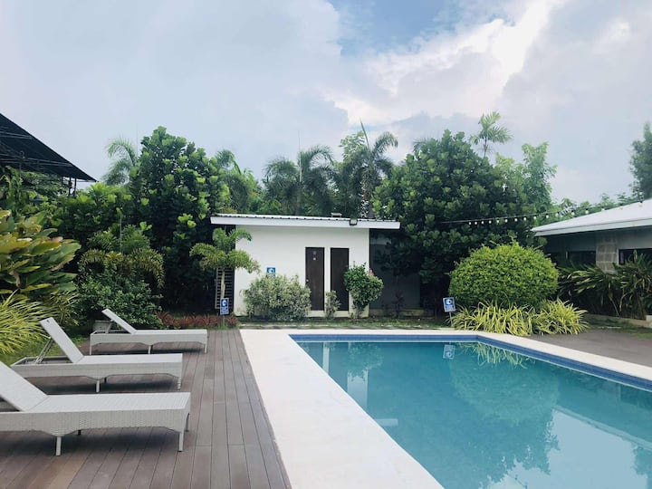 Nature Getaway At Lilan Garden - Plaridel
