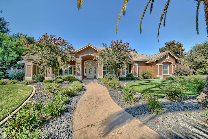 Ultimate Luxury Home In Valley - Ripon, CA