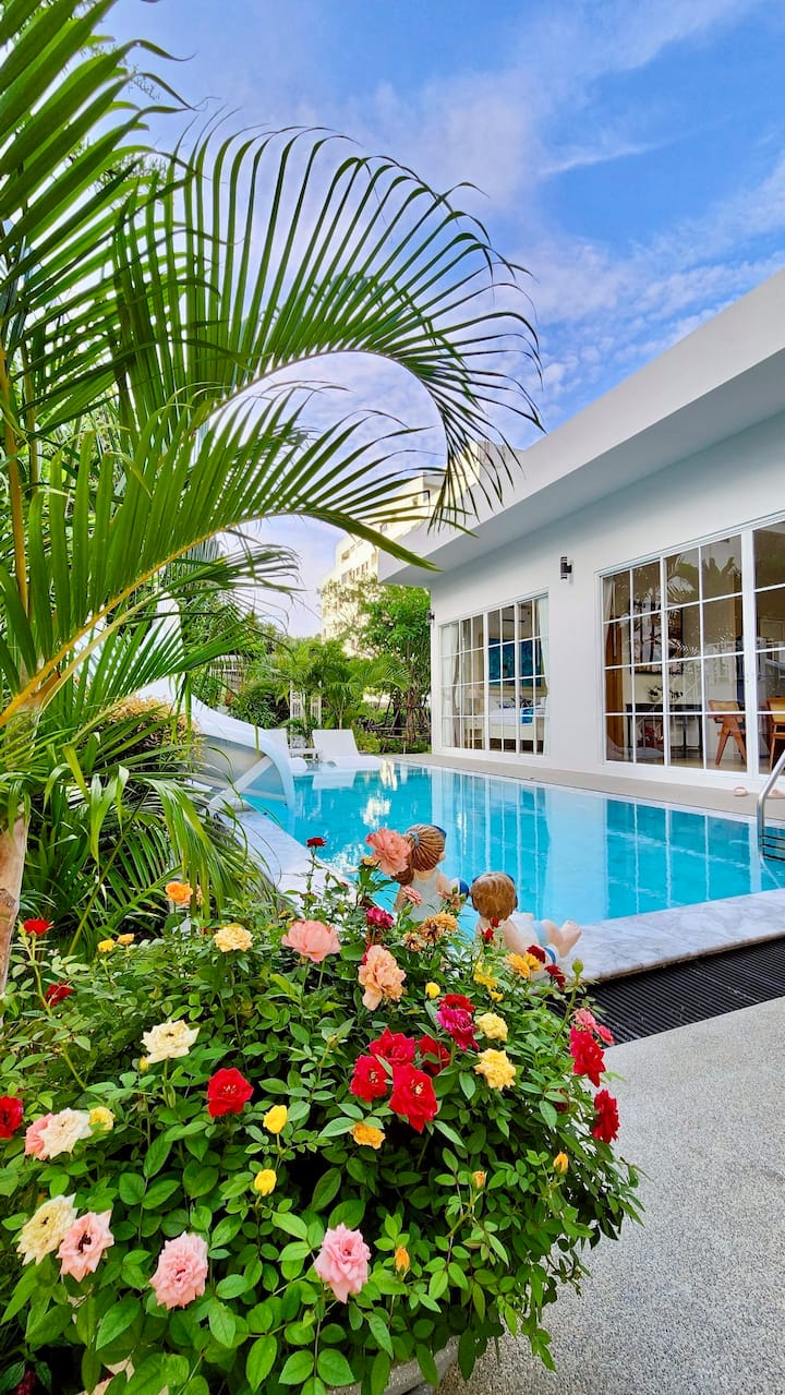 The Homey Cottage - Pattaya