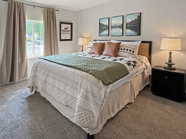 Pine Flats Retreat-walk To River-close To Downtown - Boise, ID