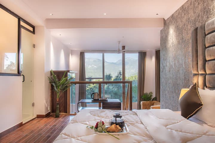 Superior Studio Room With Balcony - Kasauli