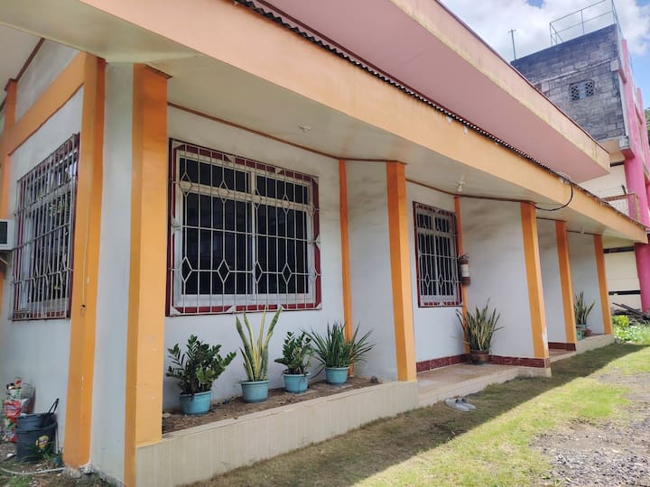 Eizee Transient Unit 1 - Legazpi City