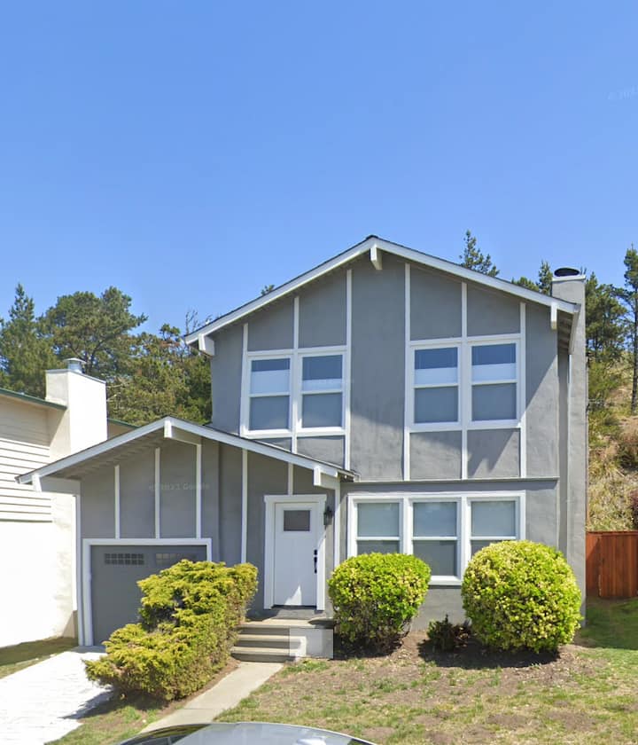 Home In Pacifica - Pacifica, CA