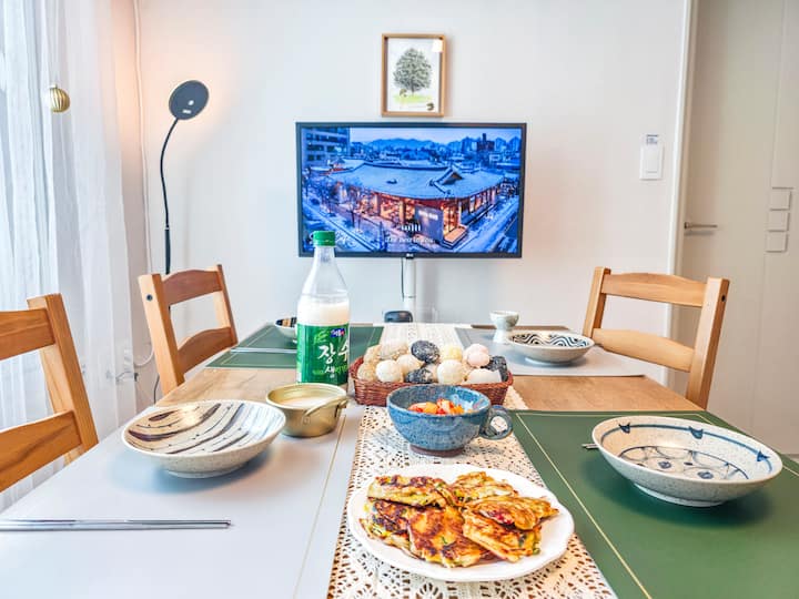 The Pause Point 서울 홍대 망원 종로 성수 명동 광화문 남산 용산 - Séoul