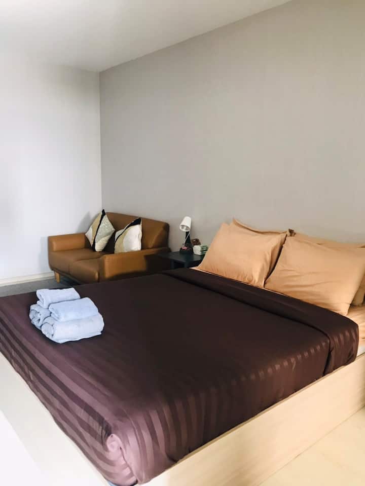 Bts Pu Chao Sukhumvit 115 Studio Condo - Phra Pradaeng