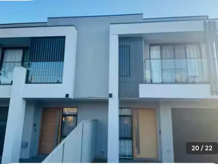 96 Torrens Street Canle - Fairfield