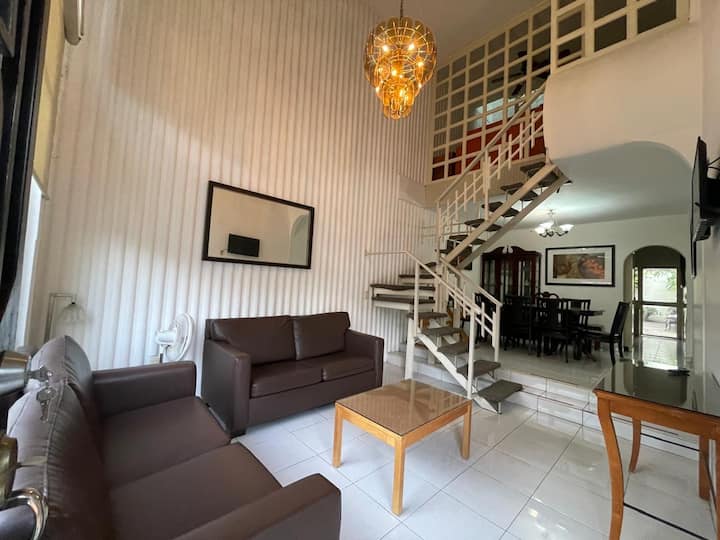 Casa Esmeralda, ¡Expo A 5 Min.! - Tlaquepaque