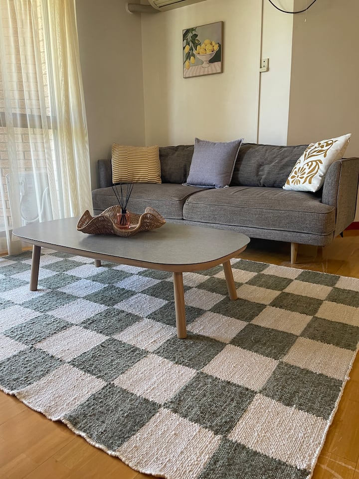 Magic Location! Large Sized Cbd Unit 2bed2bath1car - Windsor, Australia