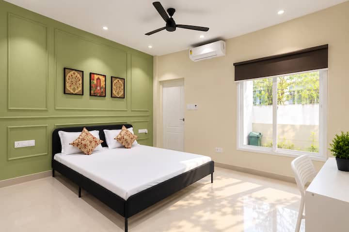 Colivia-1.0 | 2bhk Premium Ensuite | Gomtinagar | - Lucknow