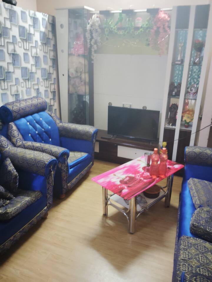 House Sharing A Room. - Dankuni