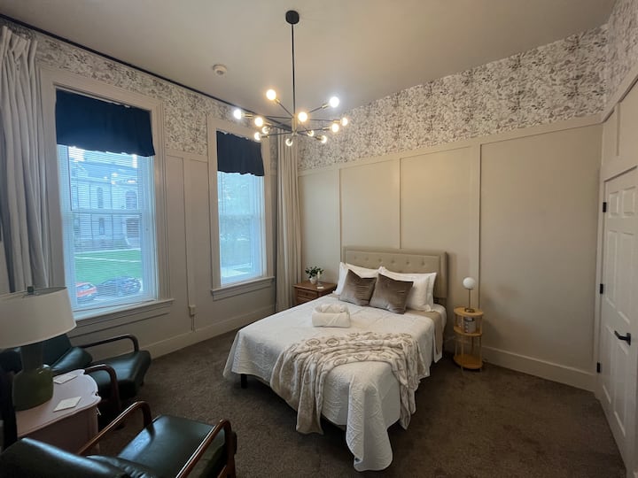 Boutique Suite - Turkey Run State Park, Marshall