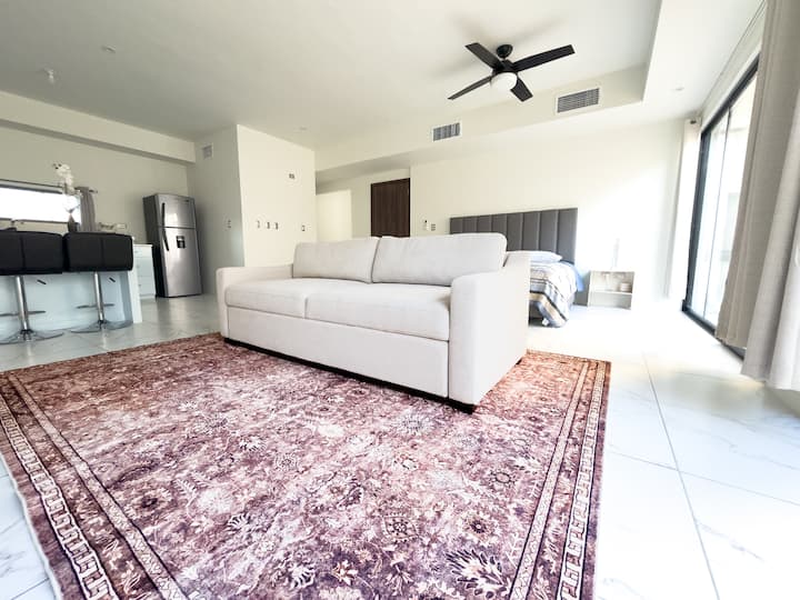 Cerca Del Consulado — Estudio Orquídea - Ciudad Juárez