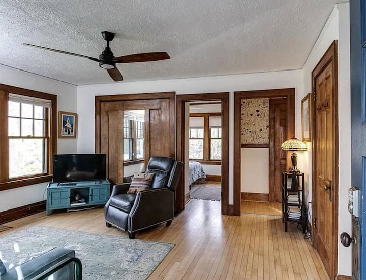 Historic Guesthouse Near Uw - Middleton, WI