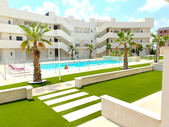 #31 2 Bed / 2 Bath Ground Floor Opposite Spa Pool - Guardamar del Segura