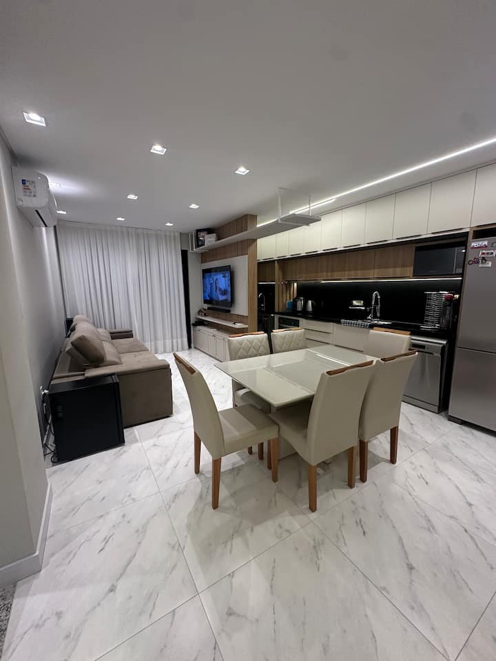 Apartamento Com Piscina - Bombinhas - Brezilya