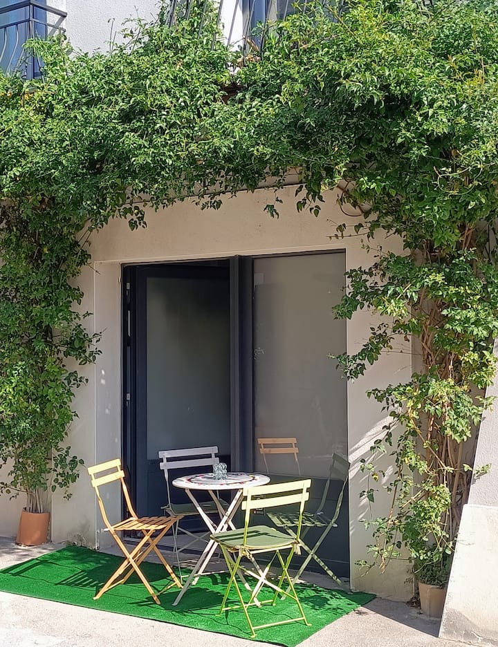 La Maison Des Remparts - Aigues-Mortes