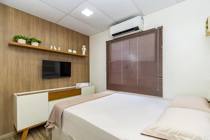 Stúdio Com Estacionamento | 8 Minutos Aeroporto - São José dos Pinhais