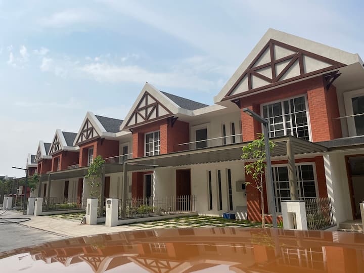 3br Brick House - Pune