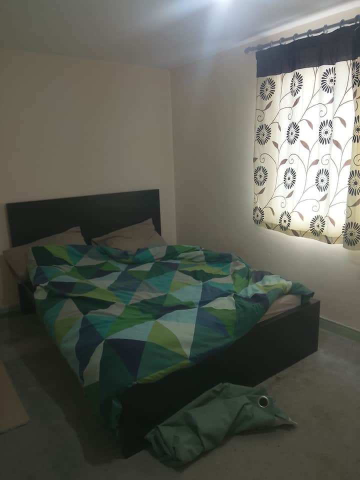 Cozy Ensuite Double Bedroom Bury - Bury