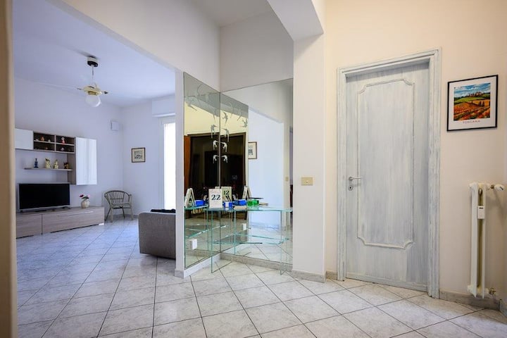 Welcome To Sama Three Apartment - Scandicci