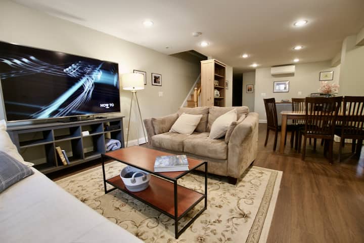 The Capitol Connection - Capitol Hill, DC