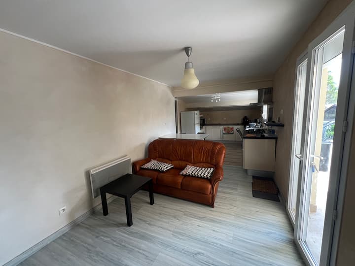 Haut De Maison Et Terrasse. - Carcans