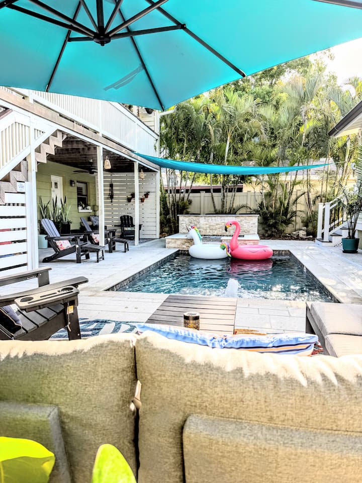 Charming Historic Old Northeast Hideaway - Saint Petersburg, FL