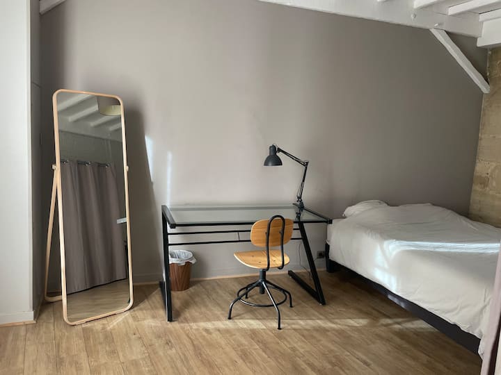 Lumineuse Avec Petit Salon Privatif - Pontoise